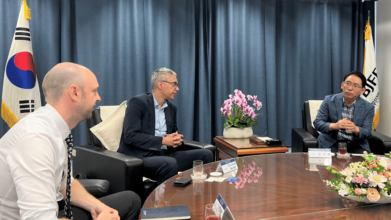 ECCK Meeting with BJFEZ Commissioner Ki-young Kim - European Chamber of ... ECCK Meeting with BJFEZ Commissioner Ki-young Kim - European Chamber of ...